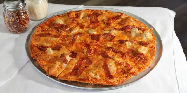 Cecil Whittaker's Pizzeria Catering in St. Peters, MO - 620 Jungermann ...