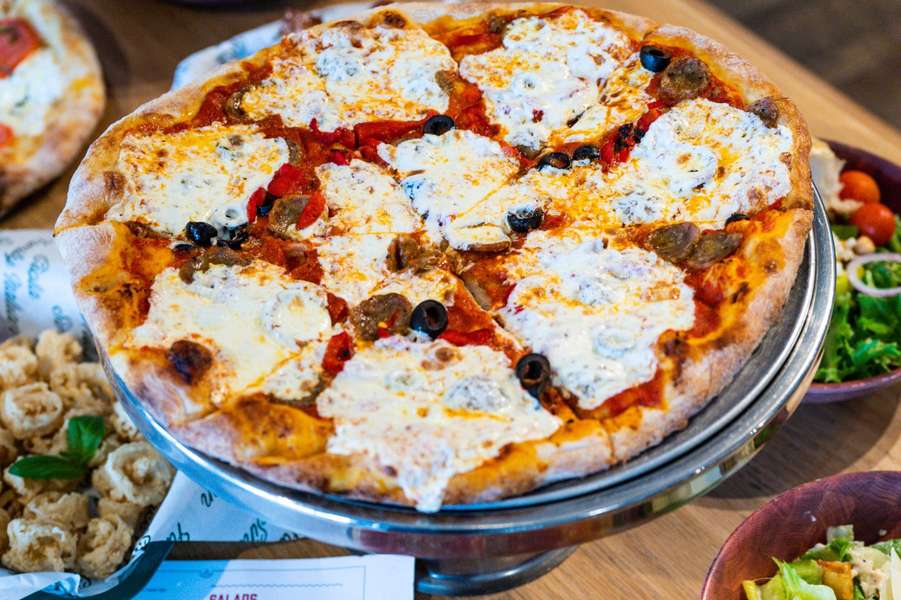 Tony C's Pizza Catering in Round Rock, TX - 3800 E Palm Valley Blvd ...