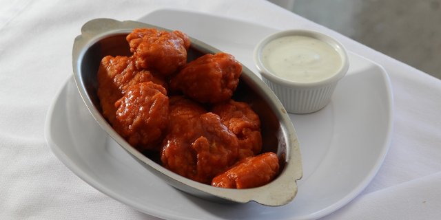 Cecil Whittaker's Pizzeria Catering in St. Peters, MO - 620 Jungermann ...