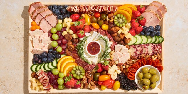 Graze Craze Charcuterie Boards & Boxes Catering in Edgewater, MD - 95 ...