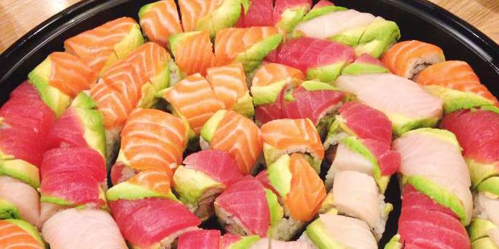 Tiparos Thai Cuisine & Sushi Bar Catering in Chicago, IL - 1540 N Clark ...