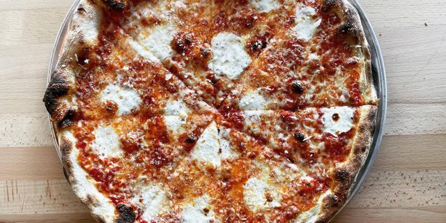 Blue Square Pizza Catering in Hopkinton, MA - 30 Main St - Delivery ...