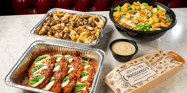 Maggiano's Little Italy Catering in Chicago, IL - 516 N Clark St ...