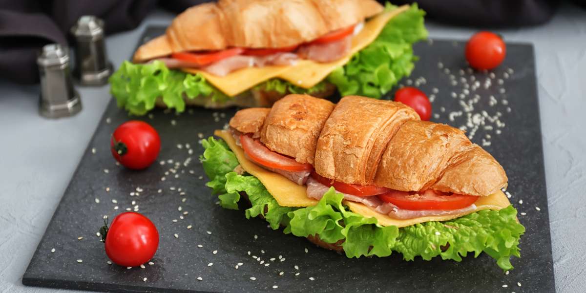 Chicago Post Cafe Catering in Toledo, OH - 5658 Central Ave - Delivery ...