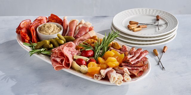 The Fresh Market Catering in Chicago, IL - 2730 N Halsted St - Delivery ...