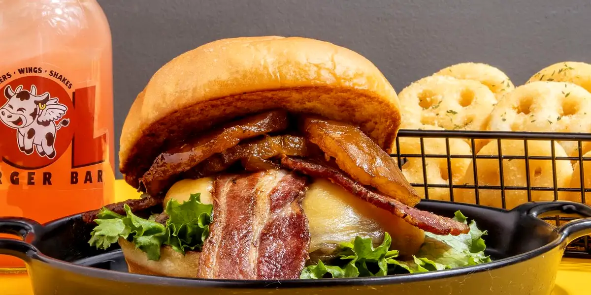 LOL Burger Bar Catering in Atlanta, GA - 2080 Defoors Ferry Rd ...