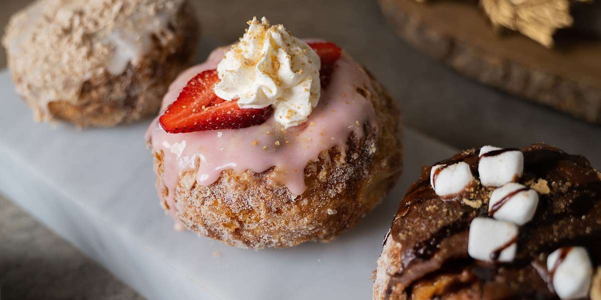 Parlor Doughnuts Catering in Grand Blanc, MI - 11355 S Saginaw St ...