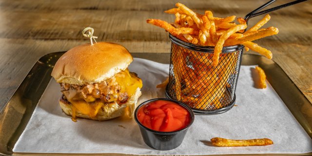 Sucker Punch Sports Bar Catering in New York, NY - 344 3rd Ave ...